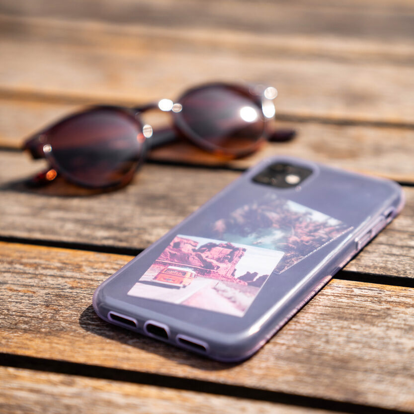 Print Wallet-Size Photos in Polaroid Style | Squared.one