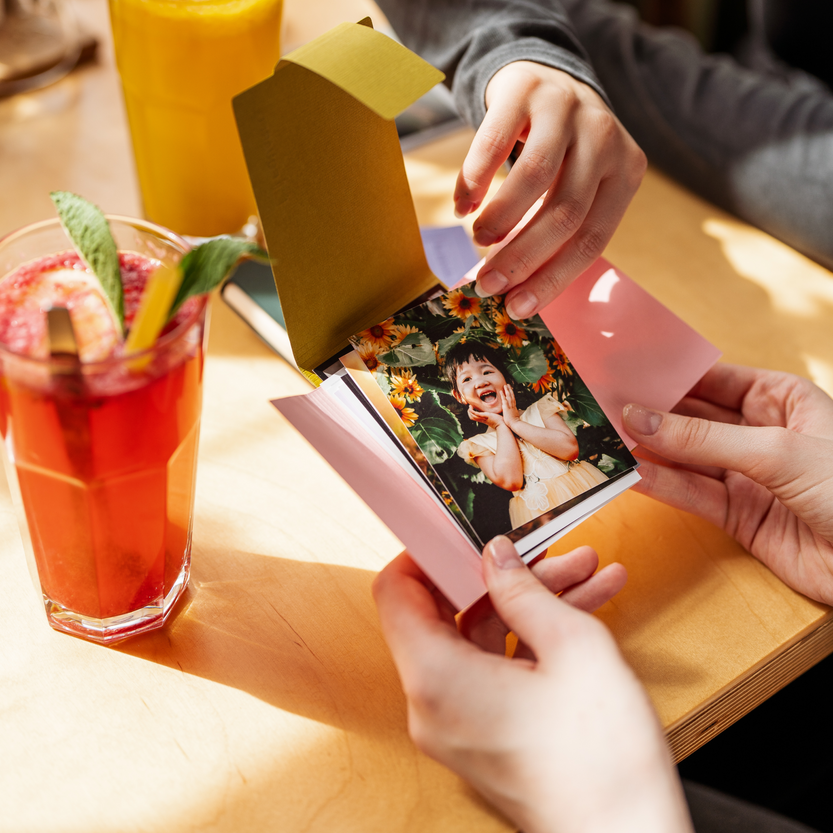 Retro Photo Prints Online | Squared.one